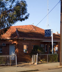 House Sitting a Farm – An Outback Adventure! | Mindahome